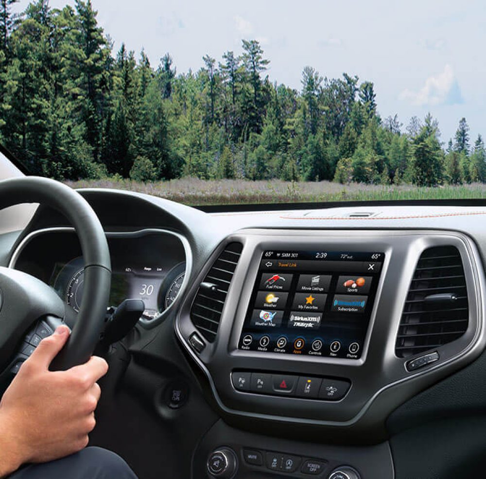 2021 Jeep® Cherokee Technology - Uconnect® & 4G LTE Wi-Fi