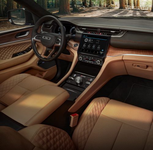 Jeep® Grand Cherokee L 3rd Row Interior - Luxurious SUV Interior