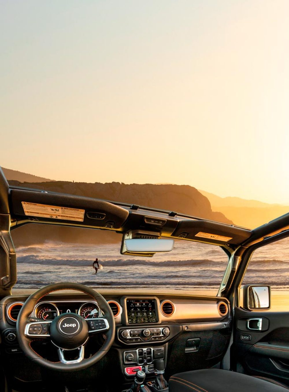 2022 Jeep® Gladiator Interior - Truck Interior Features