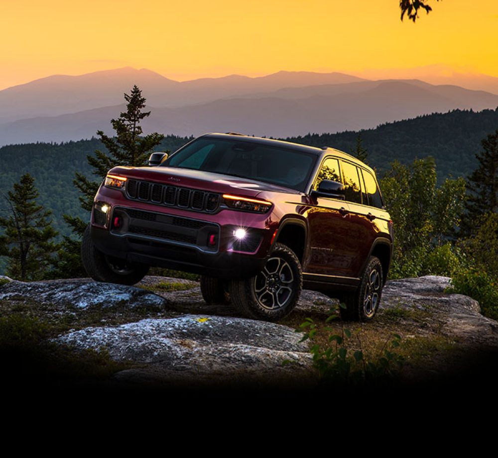 2022 Jeep® Grand Cherokee Capability - Towing Capacity & 4x4 Info