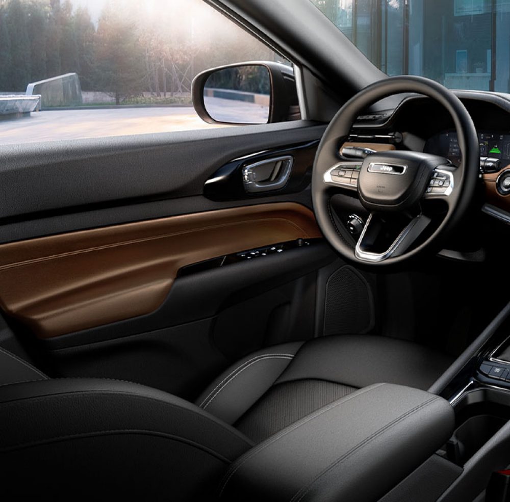 2025 Jeep® Compass - Exciting Exterior Colors & Accents