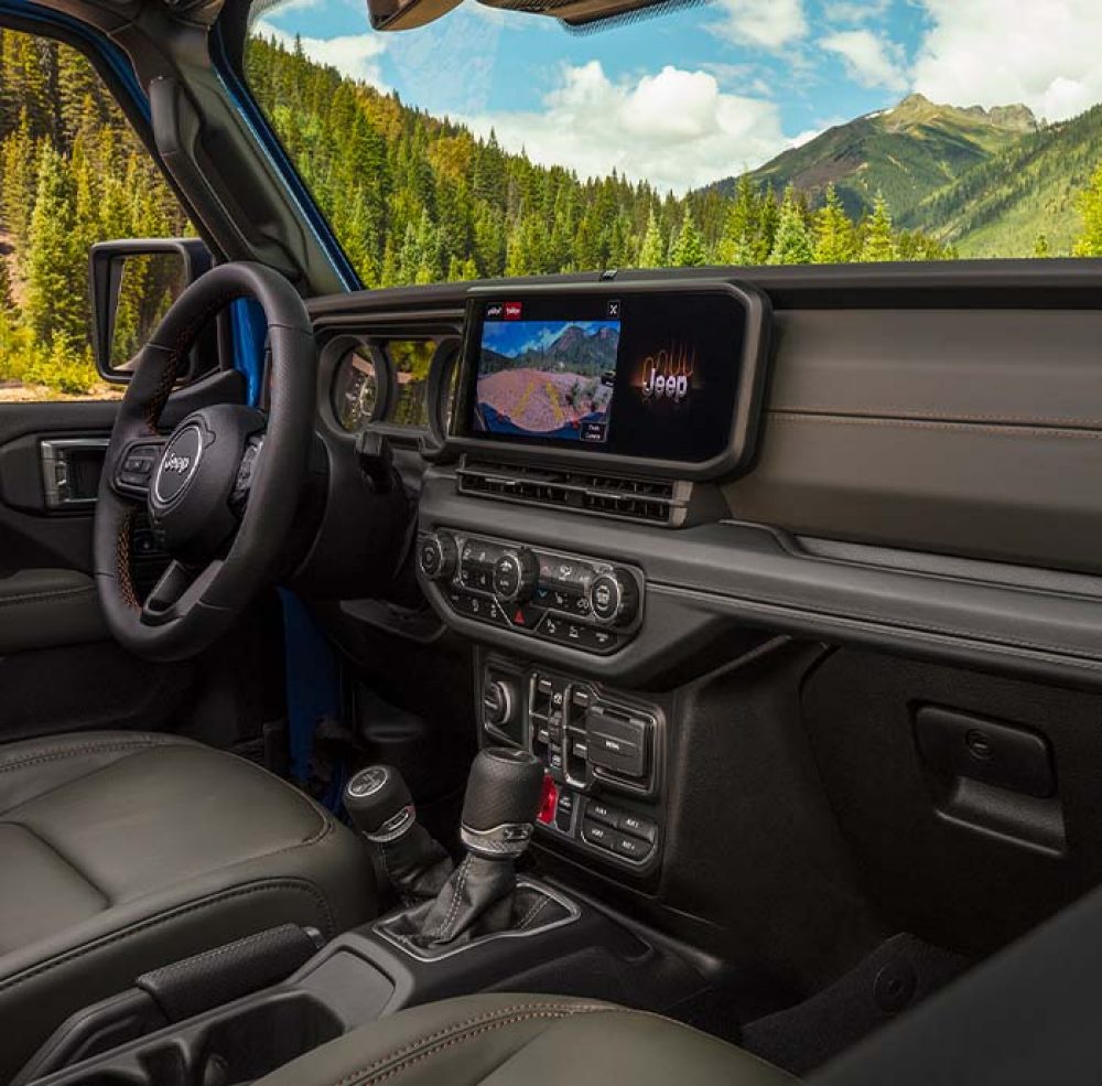 2025 Jeep® Gladiator Design | Interior and Exterior Details