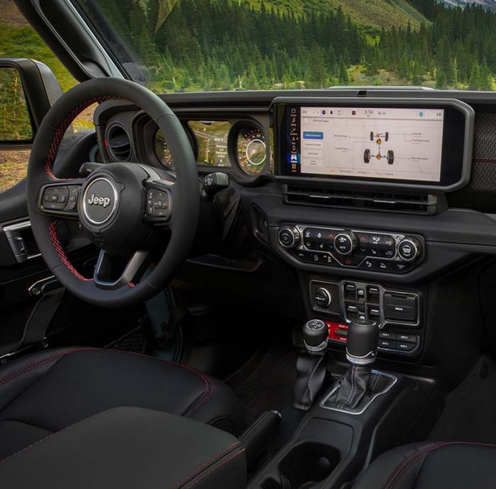 2025 Jeep® Gladiator Technology | Safety, Security, Maps and More