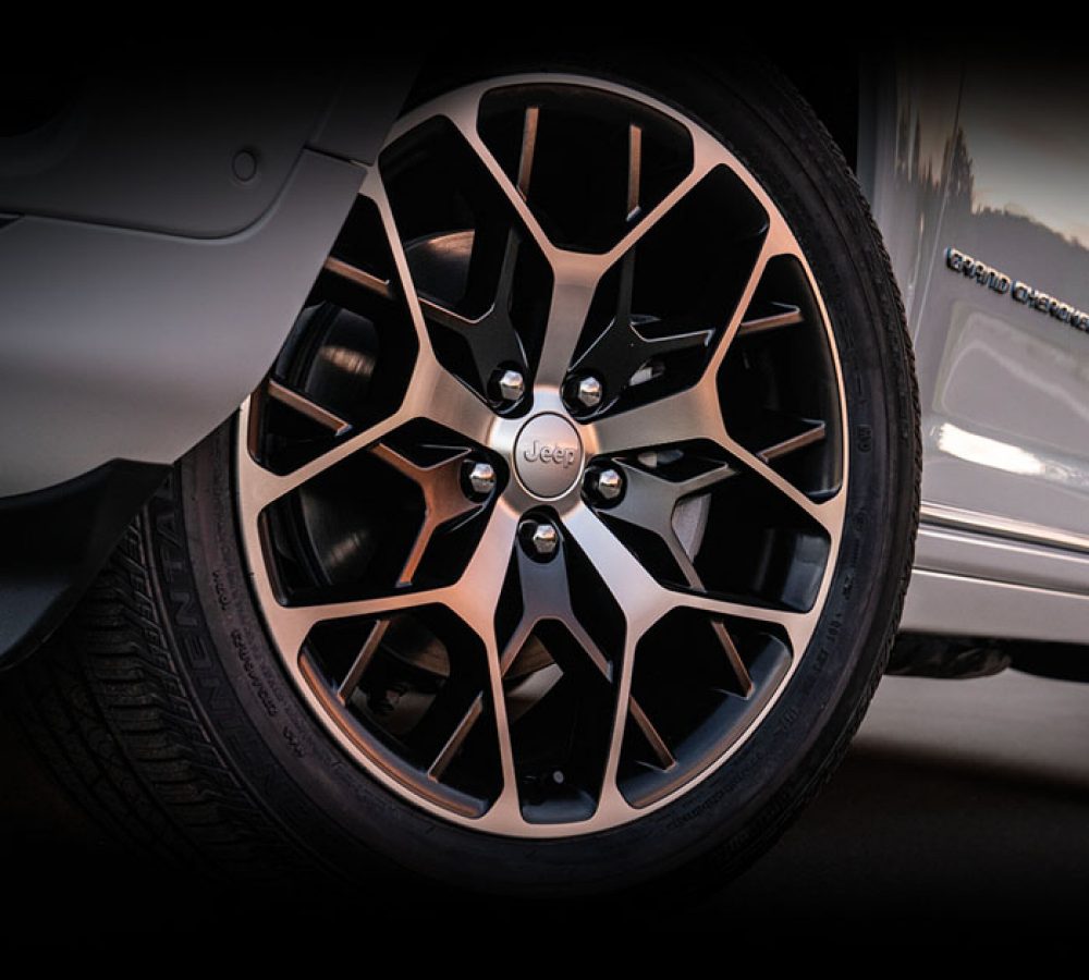 2024 Jeep® Grand Cherokee Design - Experience Modern Style